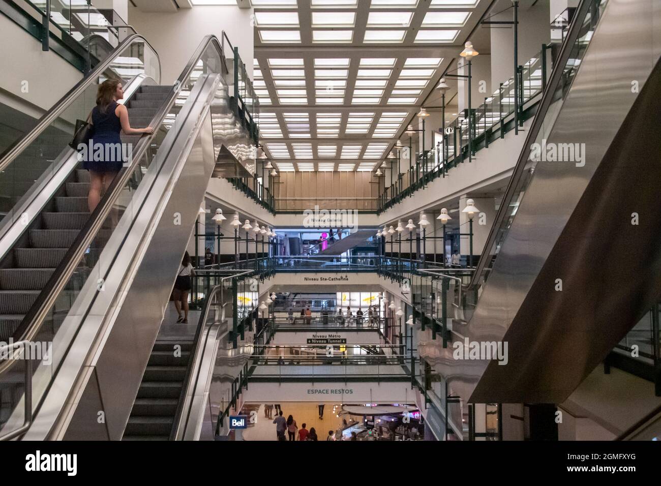 Eaton centre montreal hi-res stock photography and images - Alamy
