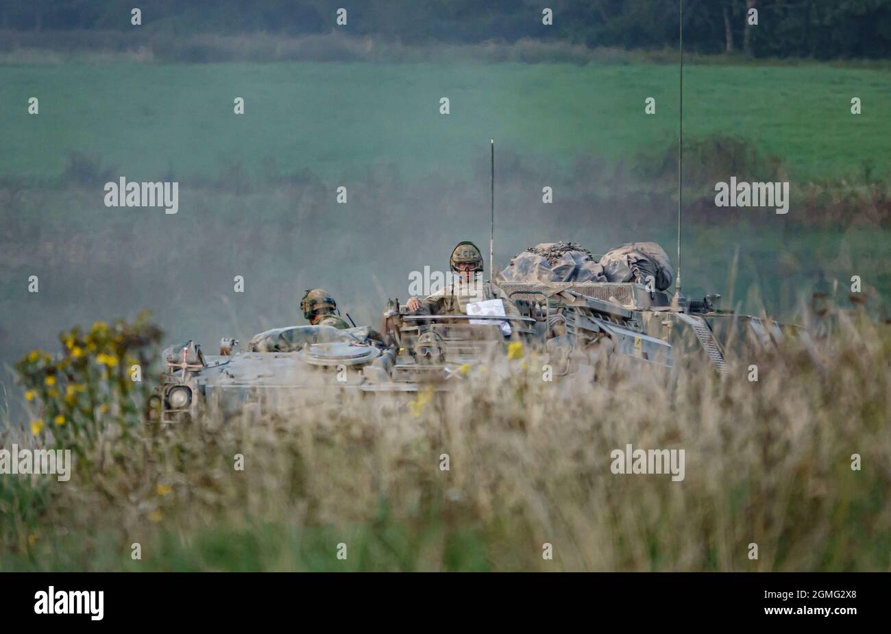British Army Challenger Armored Repair and Recovery Vehicle (CRARRV ...