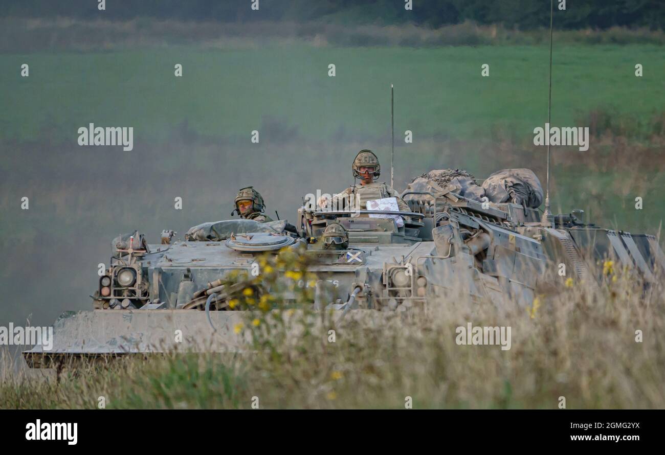 British Army Challenger Armored Repair and Recovery Vehicle (CRARRV ...