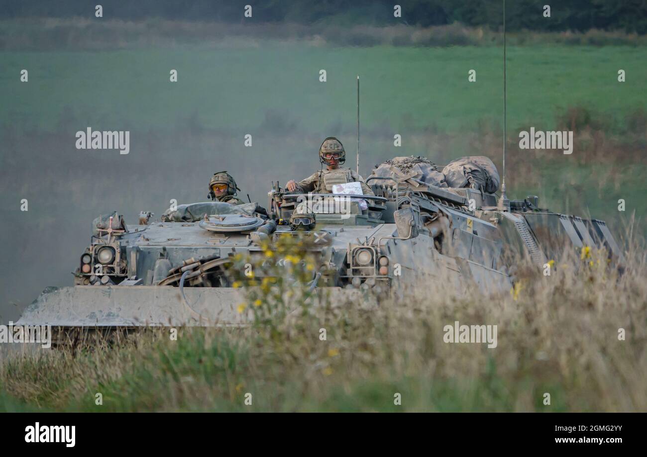 British Army Challenger Armored Repair and Recovery Vehicle (CRARRV ...