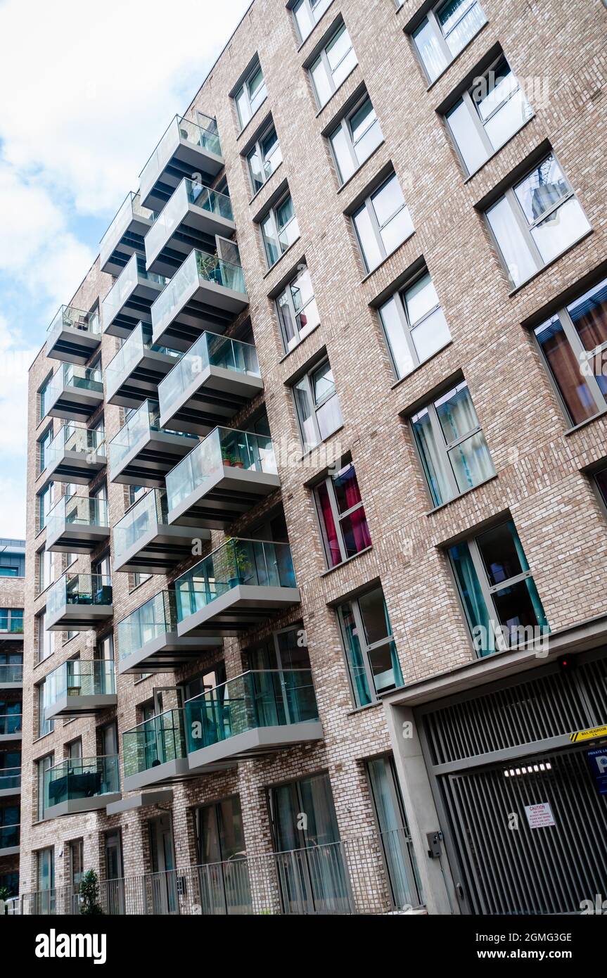 Luxury lifestyle london abstract hi-res stock photography and images ...