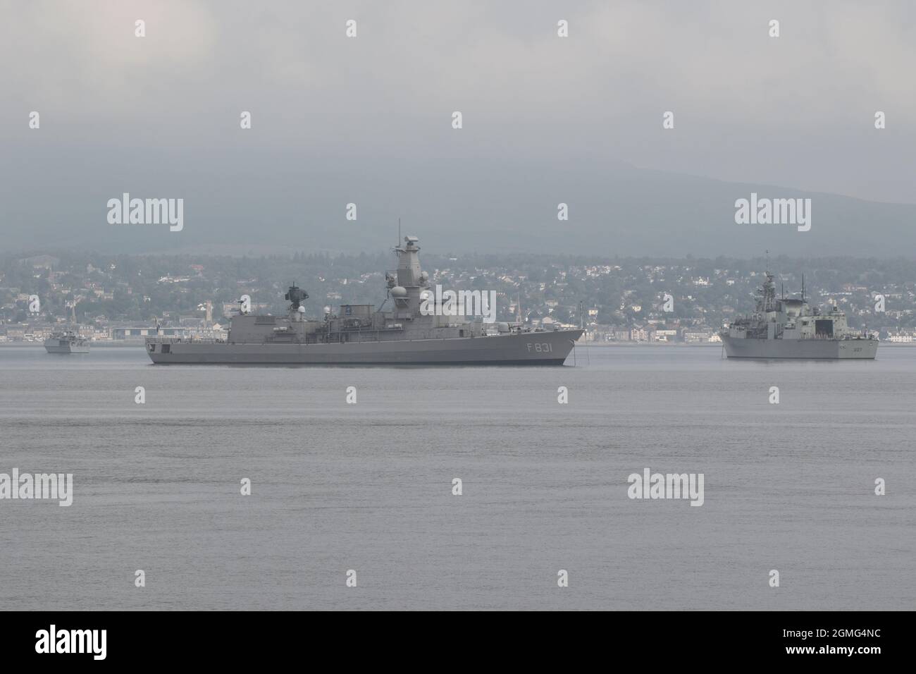 From left to right are HMS Pembroke (M107), a Sandown-class minehunter ...