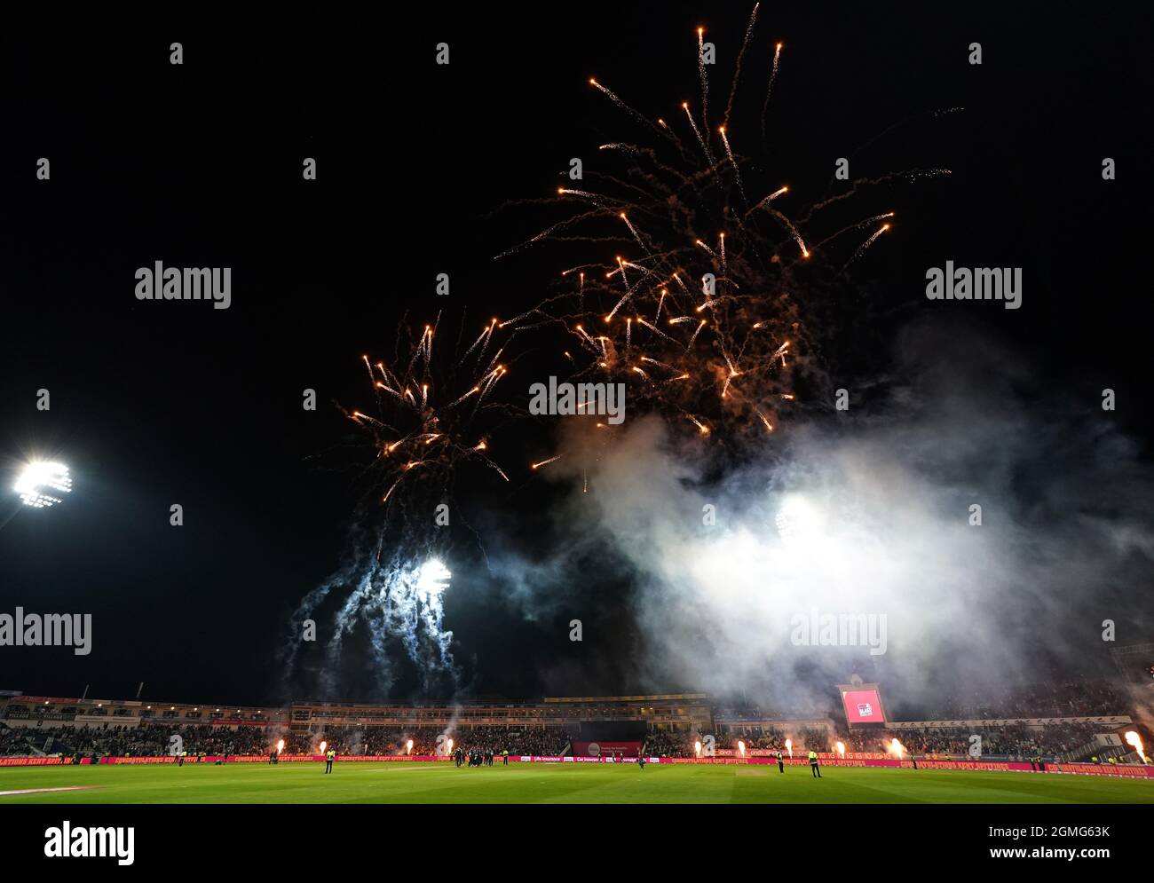 Birmingham edgbaston fireworks hi-res stock photography and images - Alamy