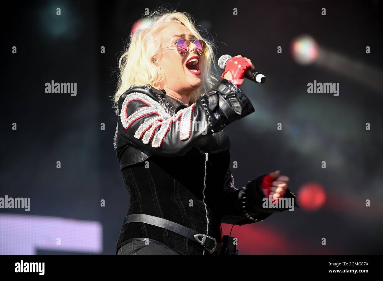 Kim wilde 80s hi-res stock photography and images - Alamy