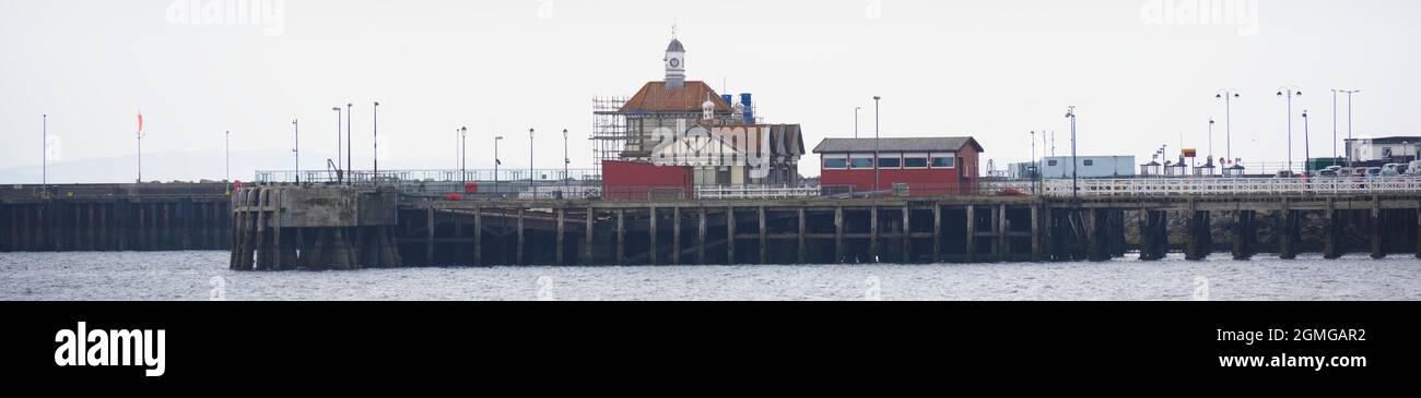 Abandoned old Victorian wooden pier building at Dunoon Stock Photo - Alamy