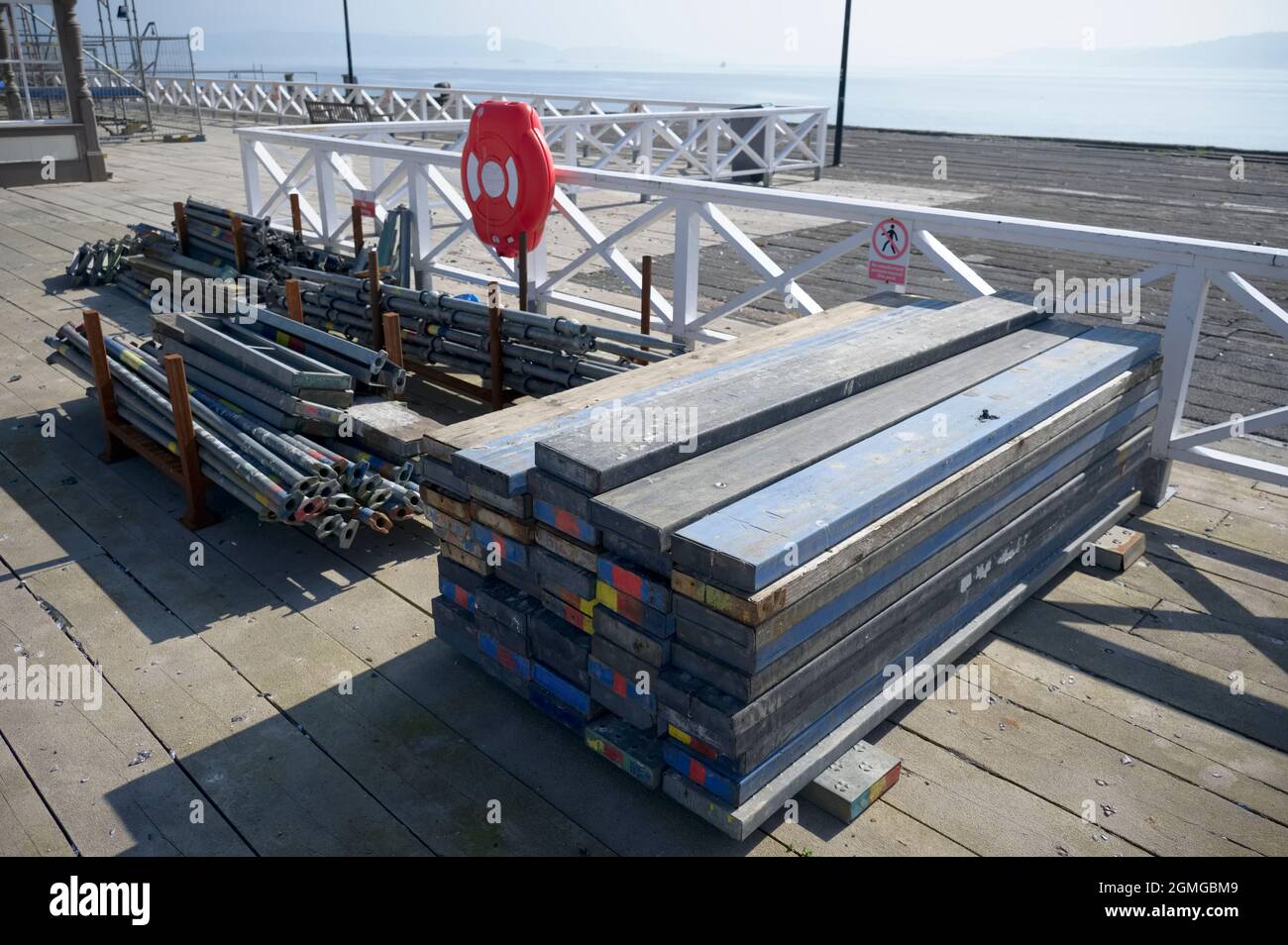 Scaffolding storage for safe access to construction work Stock Photo ...