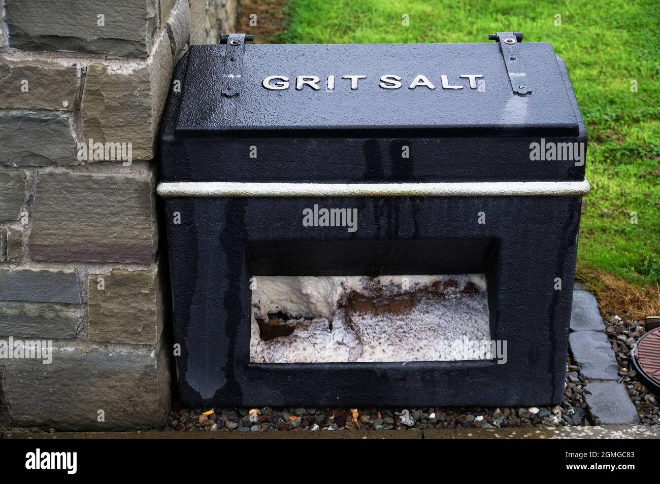 Grit container hi-res stock photography and images - Alamy