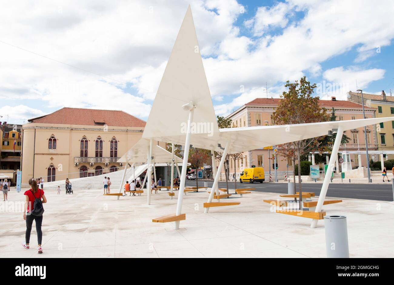 Canopy architecture hi-res stock photography and images - Alamy