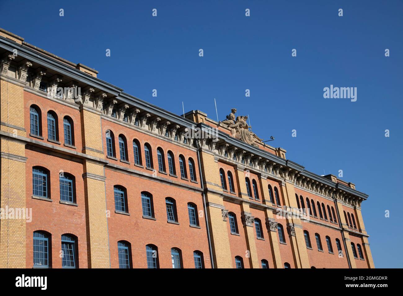 Hamelin town river weser lower hi-res stock photography and images - Alamy
