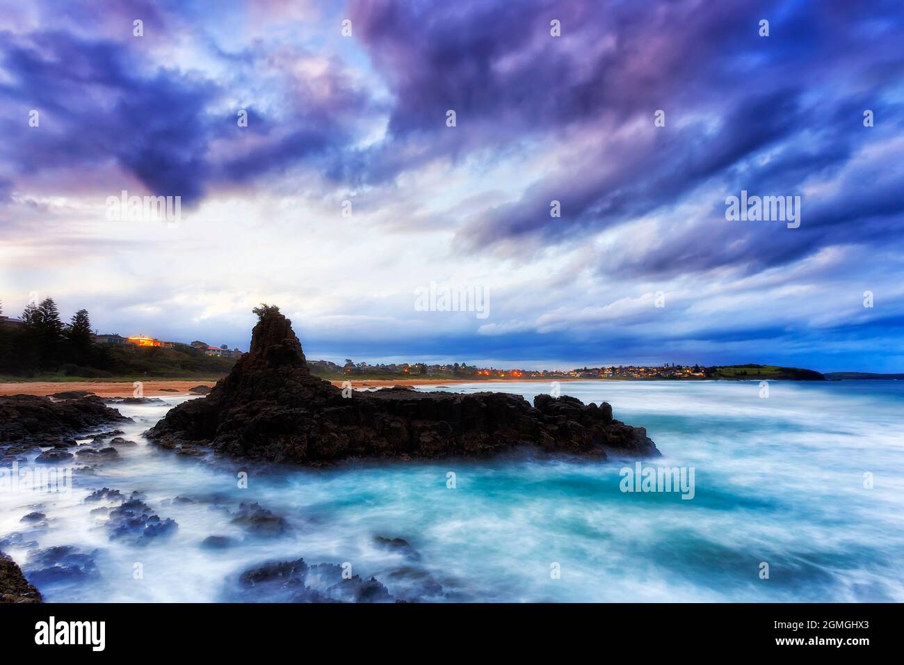 Scenic sandstone and basalt rock formation off Bombo beach and Jones ...