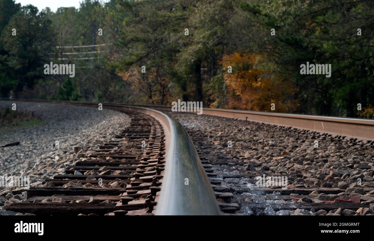 Curved rail track hi-res stock photography and images - Alamy