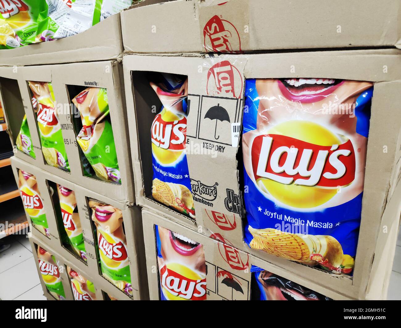 Lays potato chips hi-res stock photography and images - Alamy