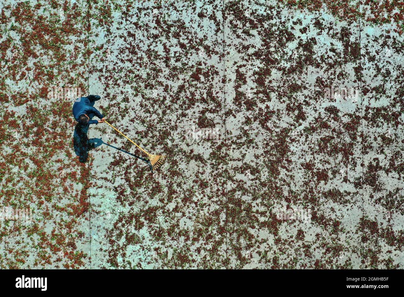 (210919) -- TAIYUAN, Sept. 19, 2021 (Xinhua) -- Aerial photo taken on ...