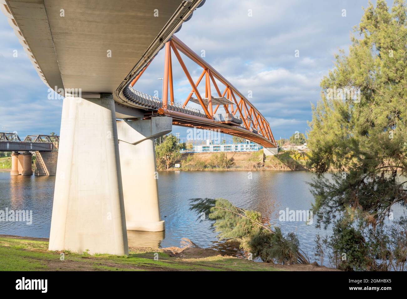 Bridge joining penrith and emu plains hi-res stock photography and ...