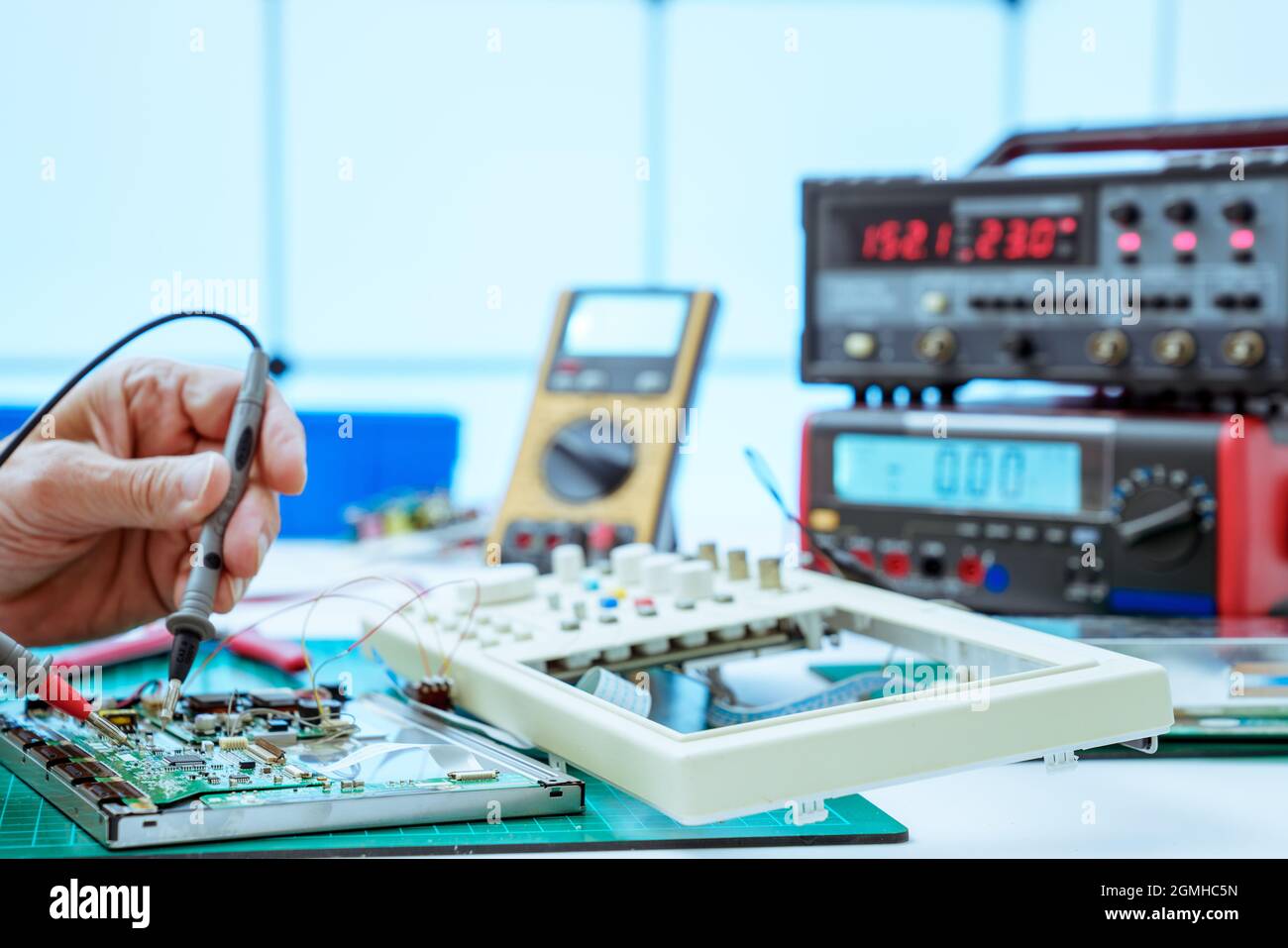Repair of computer parts in a customer service laboratory Stock Photo ...
