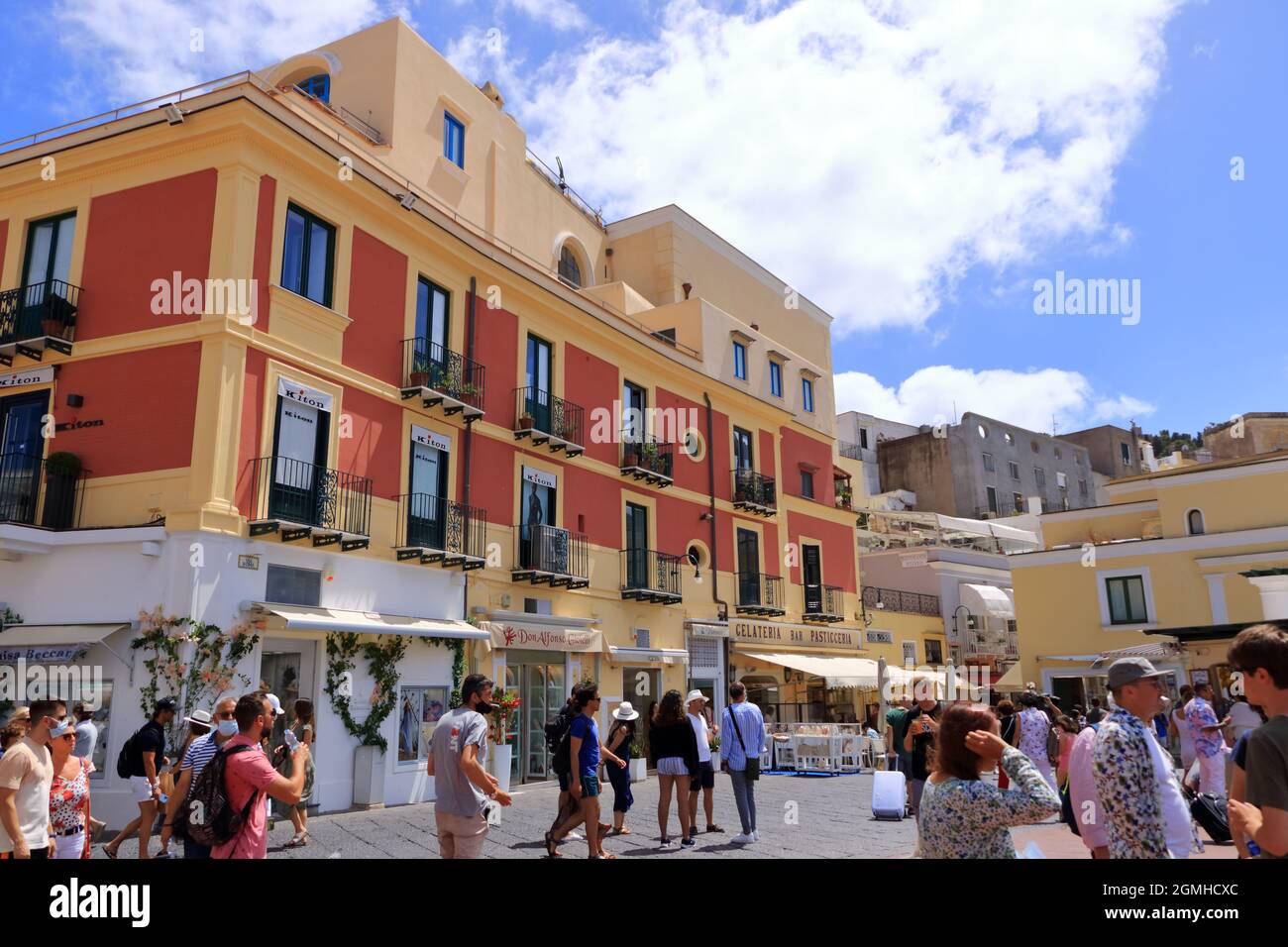 Capri panorama restaurant hi-res stock photography and images - Alamy