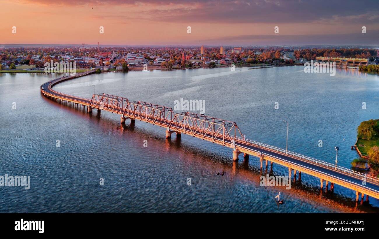 Yarrawonga bridge hi-res stock photography and images - Alamy