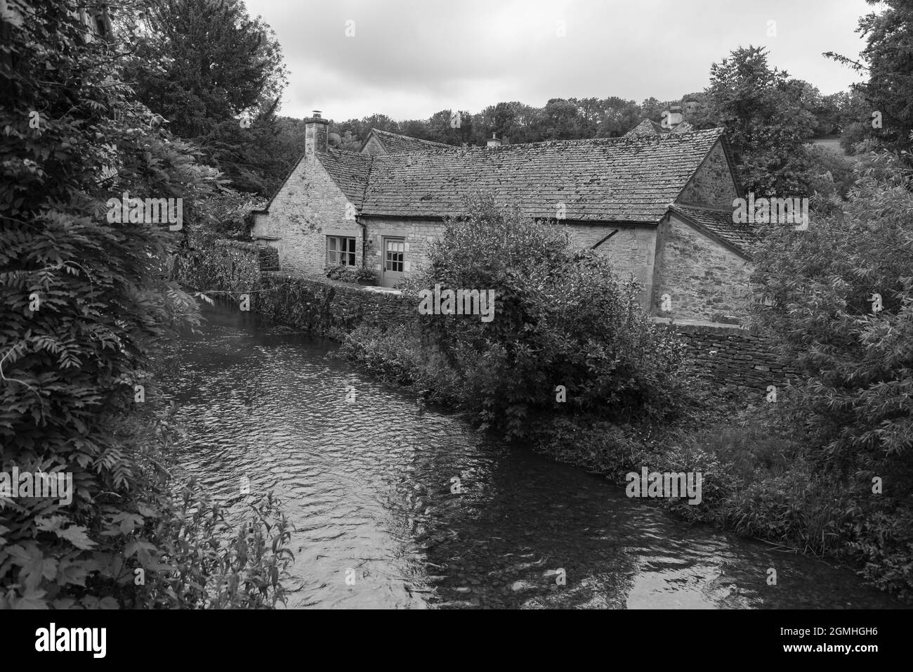 Naunton cottage hi-res stock photography and images - Alamy