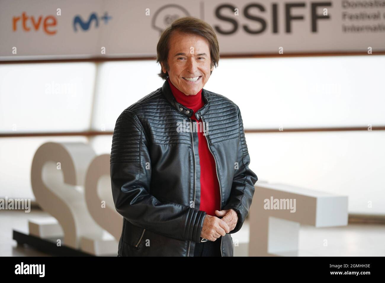 Raphael singer spain hi-res stock photography and images - Alamy