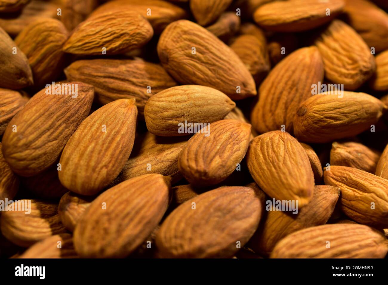 Almond macro hi-res stock photography and images - Alamy