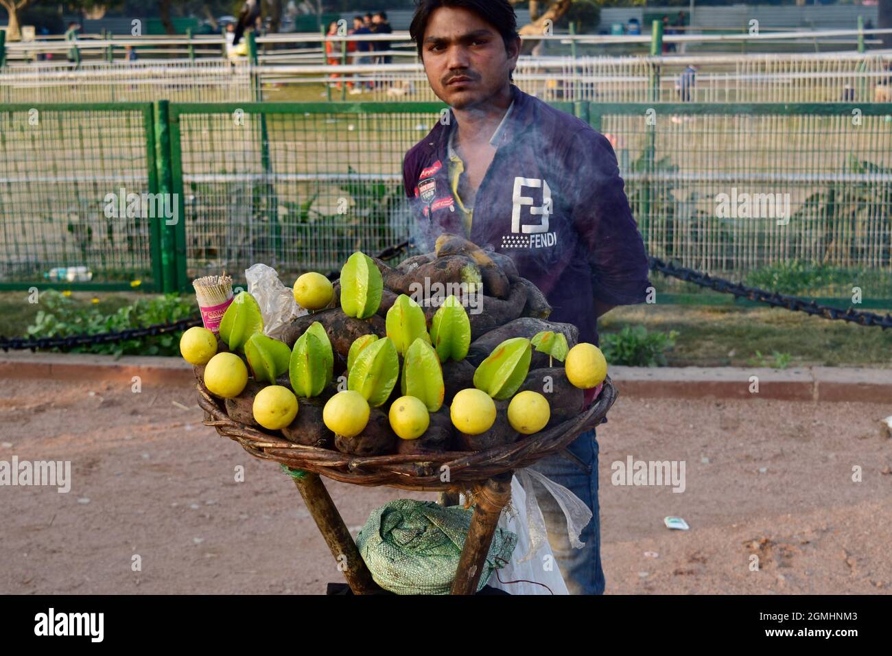 Roadside selling hi-res stock photography and images - Alamy