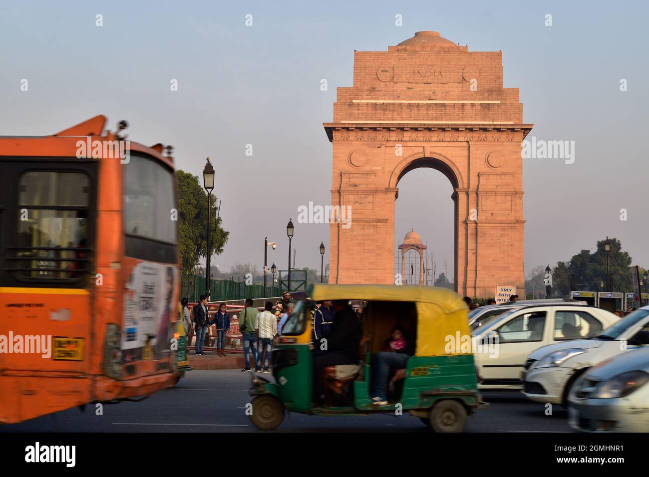 New delhi india gate and crowd hi-res stock photography and images - Alamy