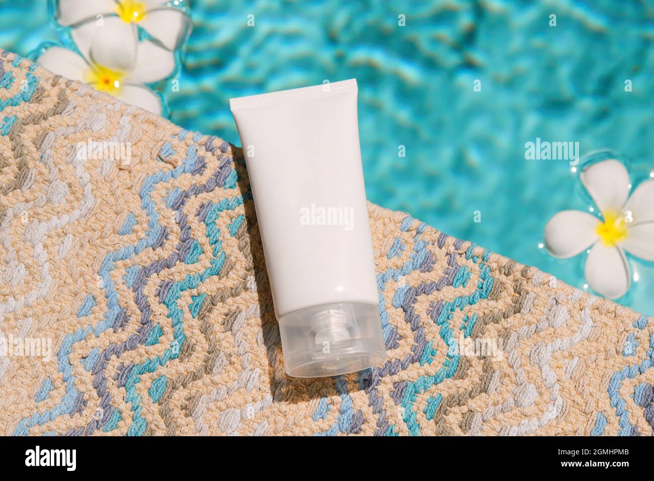 Woman sun cream face beach hi-res stock photography and images - Alamy