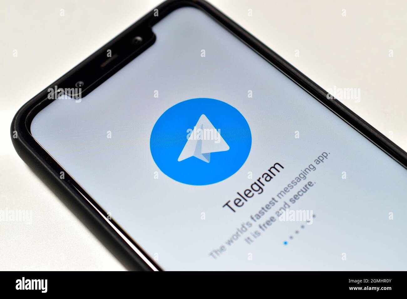 Telegram app hi-res stock photography and images - Alamy