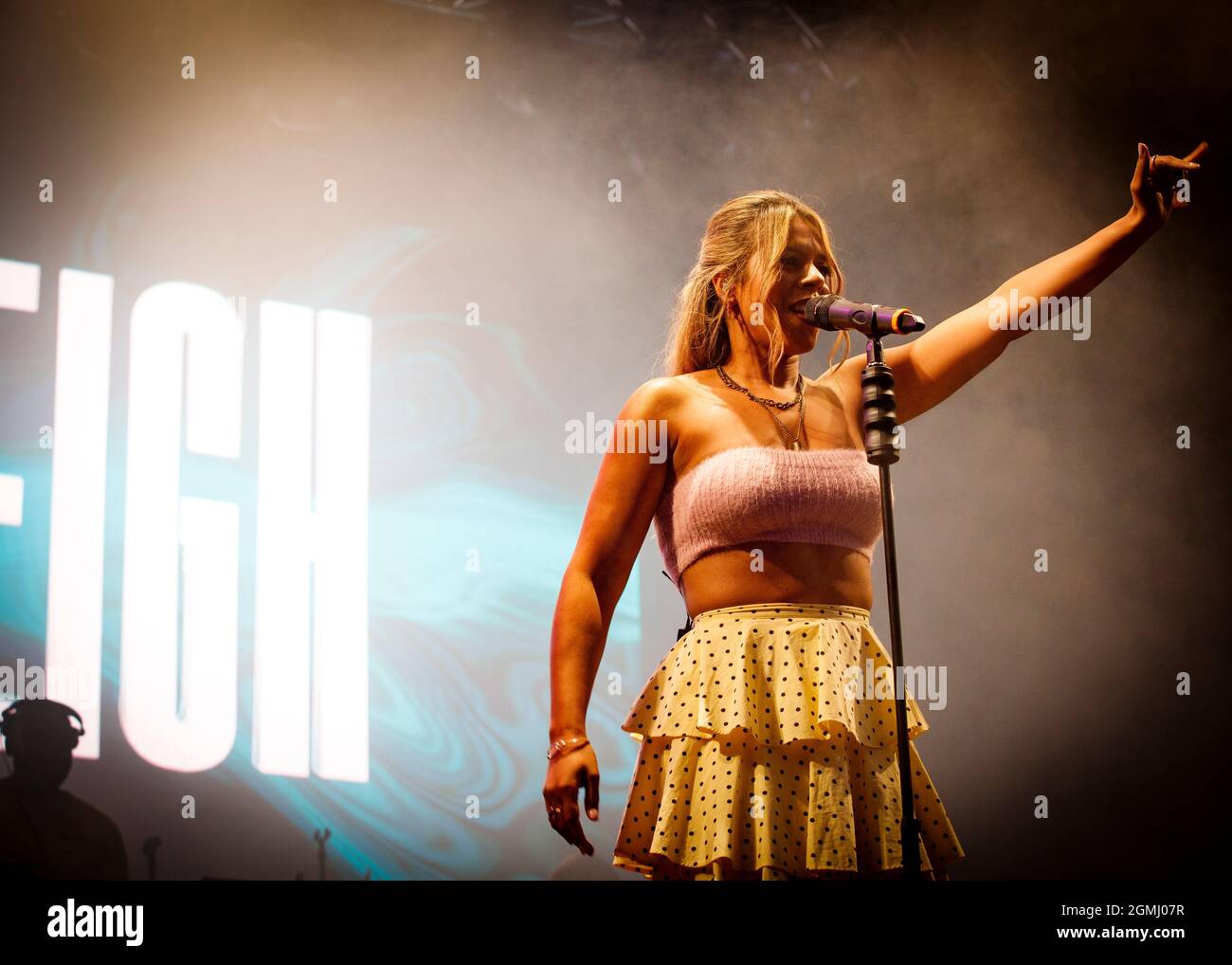 Kelli leigh henry davila hi-res stock photography and images - Alamy