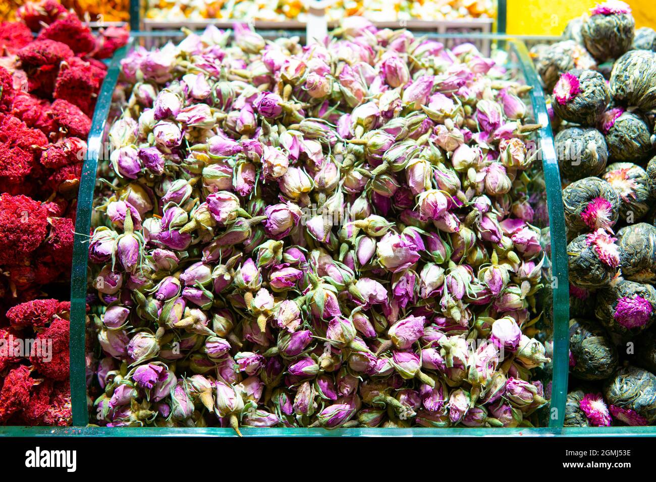 Different tea colours hi-res stock photography and images - Alamy