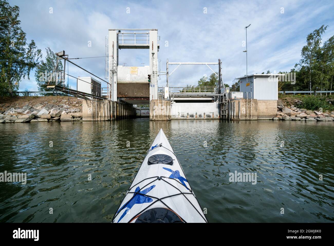 Automated sluice gate dam hi-res stock photography and images - Alamy
