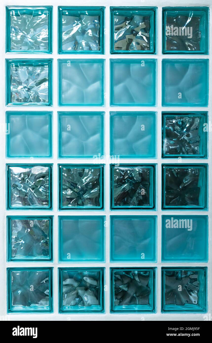 Glass wall blocks hi-res stock photography and images - Alamy