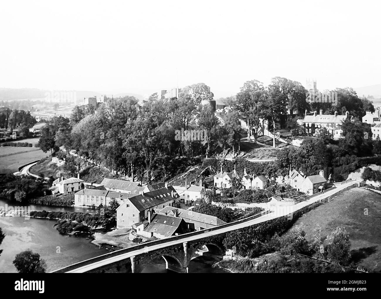 Ludlow old Black and White Stock Photos & Images - Alamy