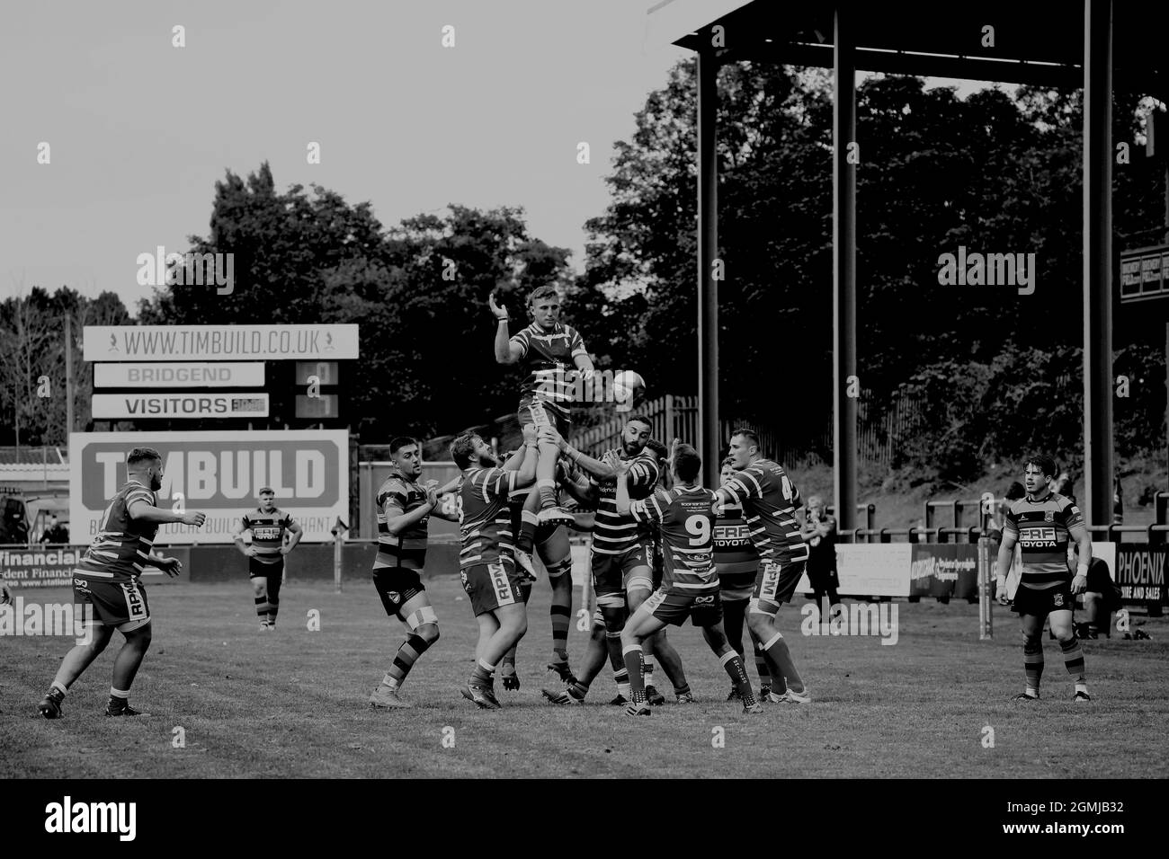 Bridgend hi-res stock photography and images - Alamy