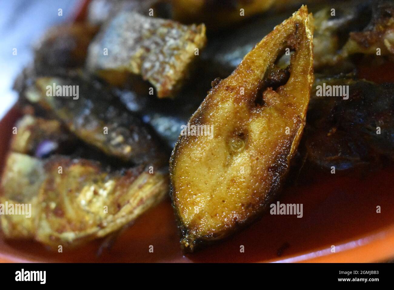 Fish fry piece hi-res stock photography and images - Alamy