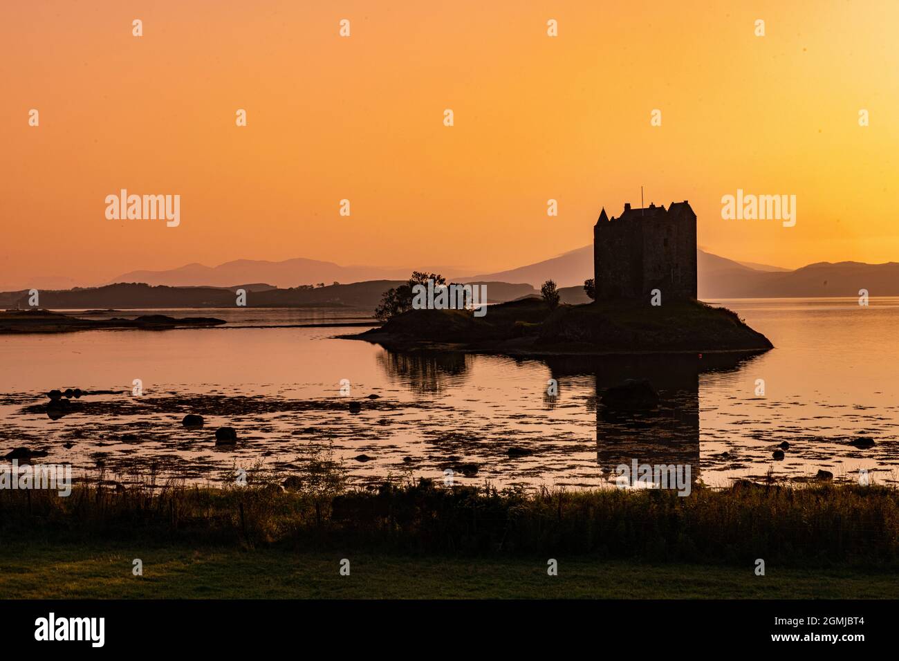 Castle Stalker susnet in Appin, Scotland Stock Photo - Alamy