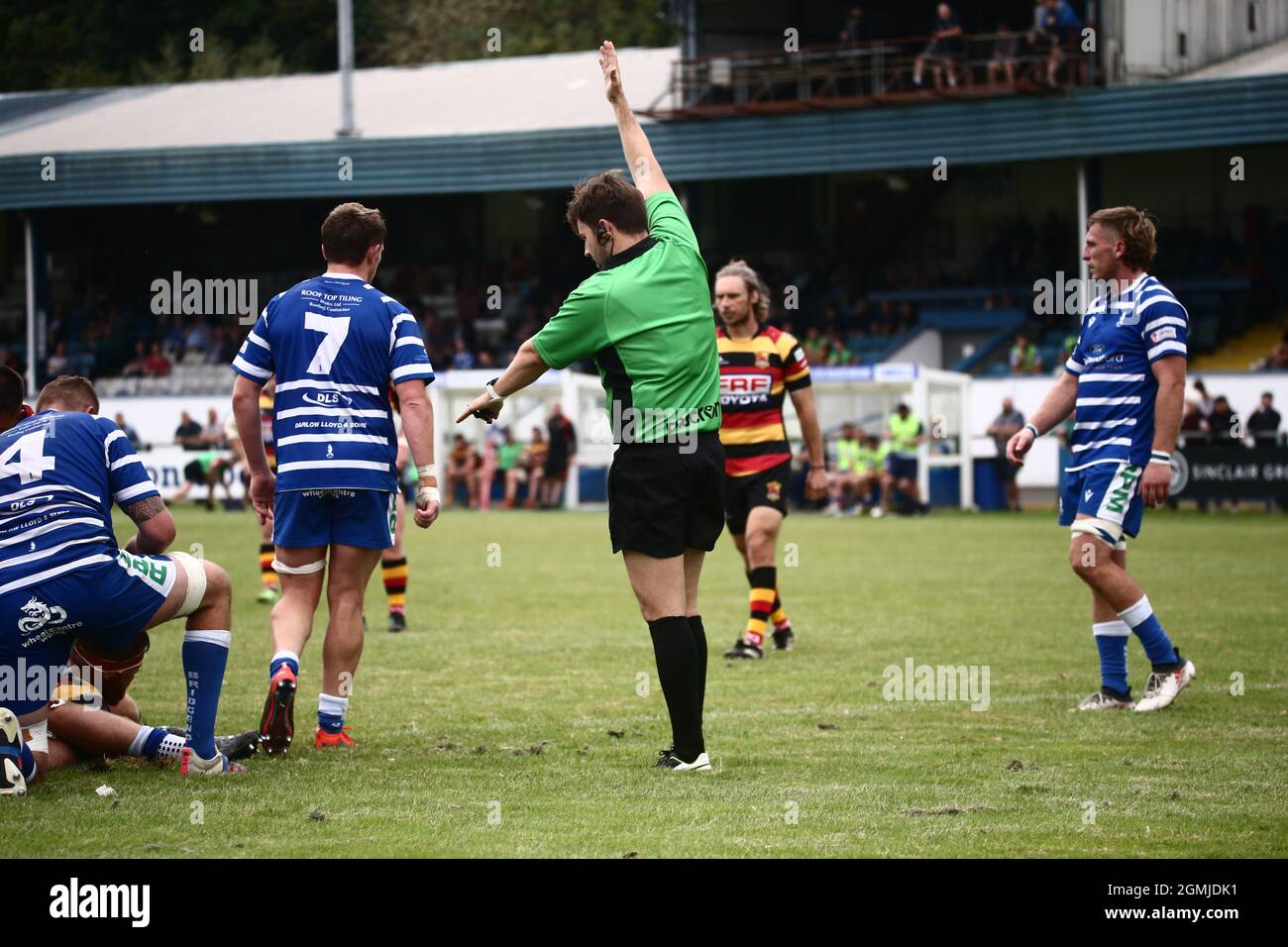 Bridgend Ravens RFC v Carmarthen Quins RFC Stock Photo - Alamy