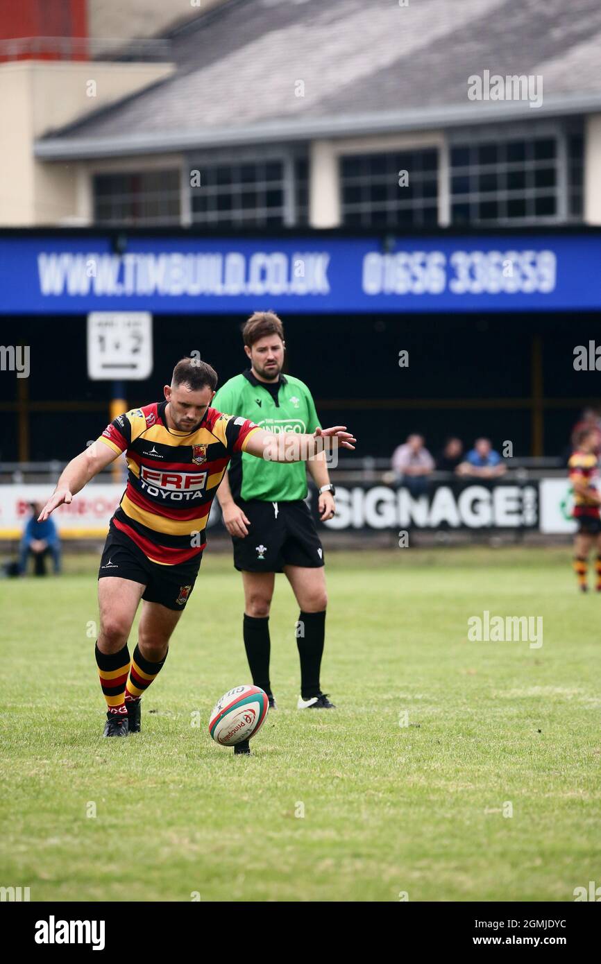 Bridgend ravens hi-res stock photography and images - Alamy