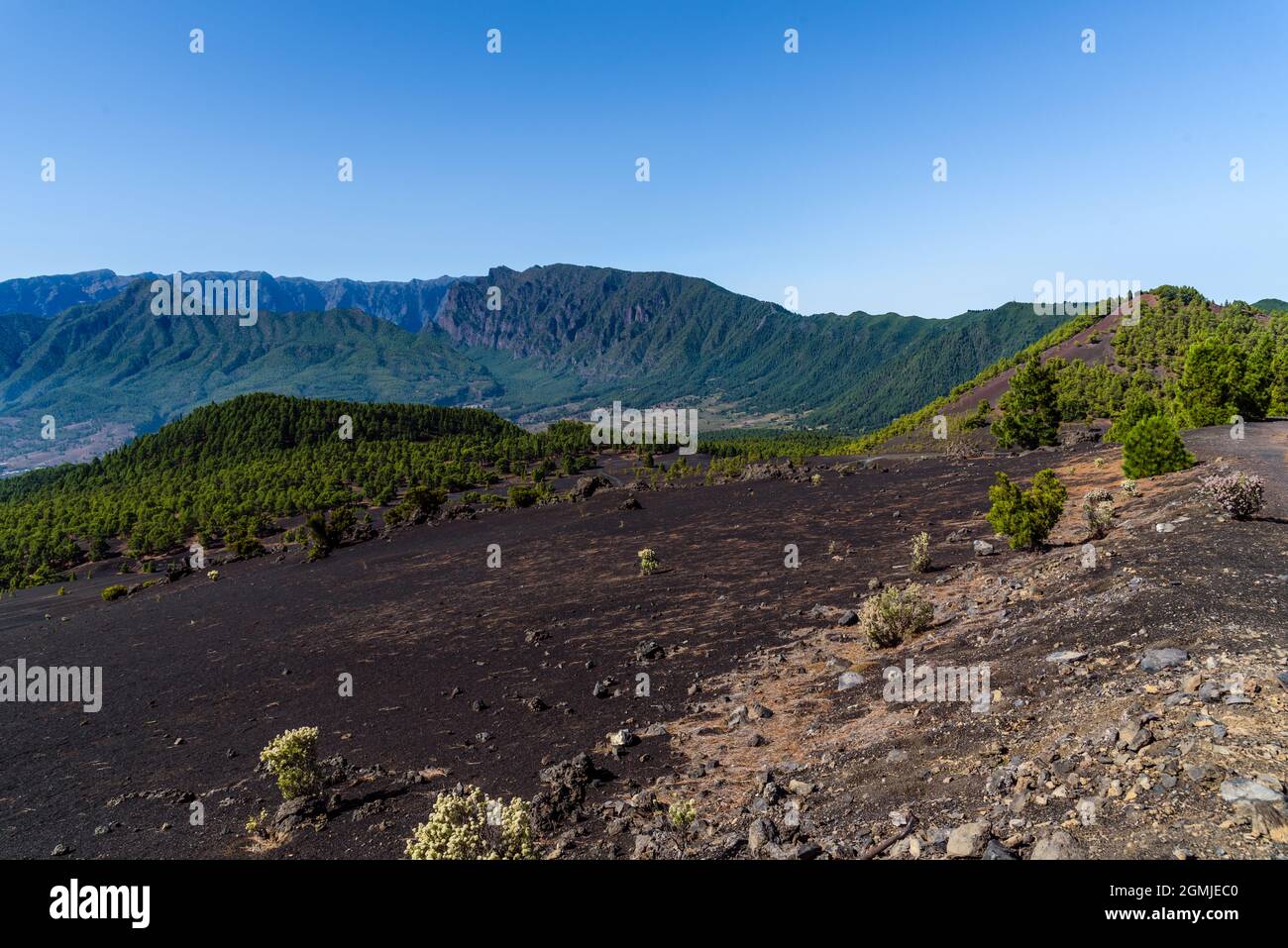 National Park of Caldera de Taburiente from Llano del Jable ...
