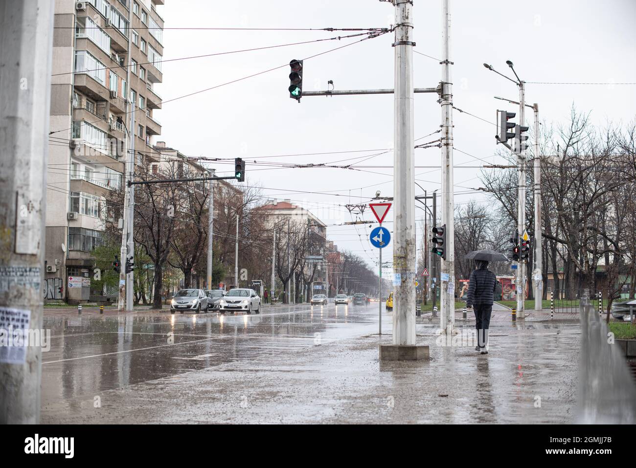 Traffic lights at Geshov blvd and Georgi Sofiiski st, Sofia traffic ...