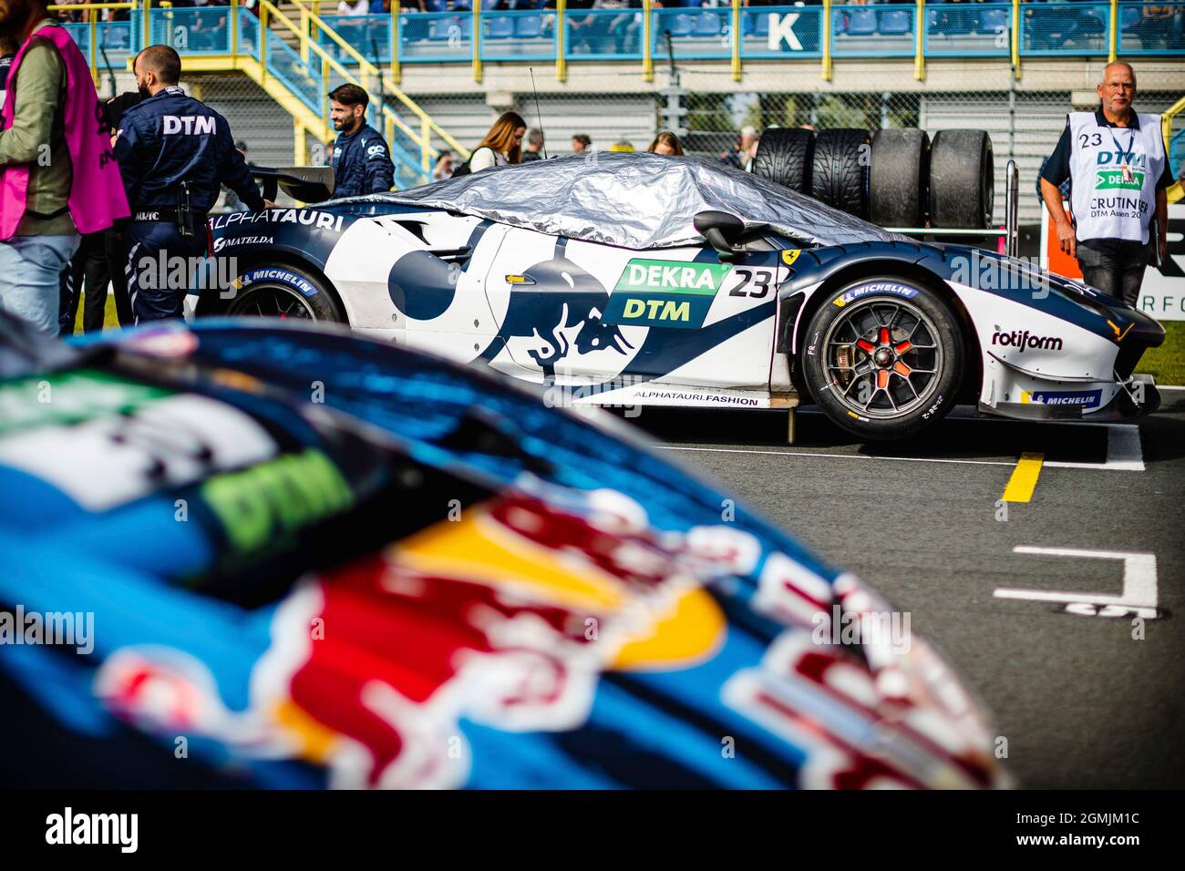 23 Alex Albon (THA), Ferrari 488 GT3, Red Bull Alpha Tauri AF Corse ...