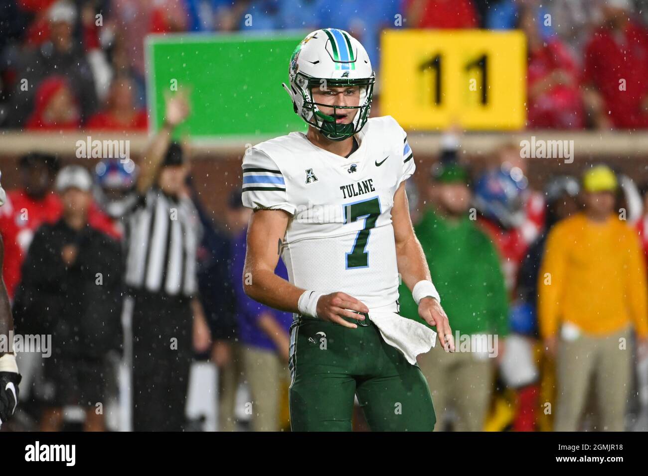 September 18, 2021: Tulane quarterback Michael Pratt (7)looks to the ...