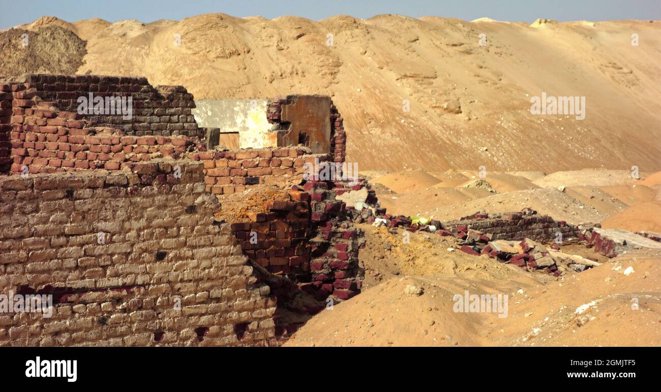 ruins in the desert, Suez canal, Egypt Stock Photo - Alamy