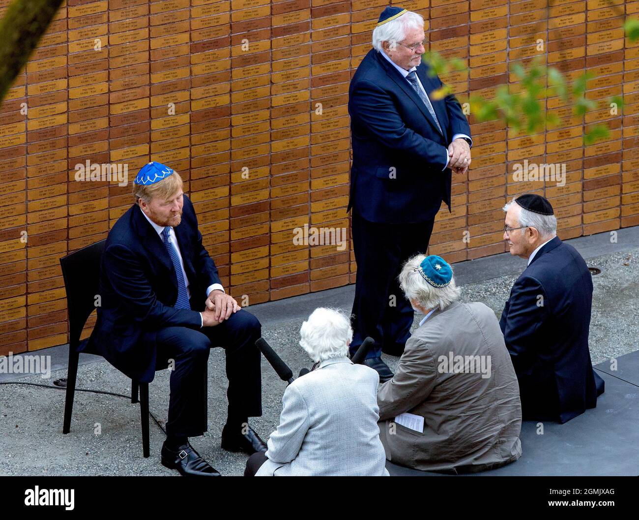 King Willem-Alexander of the Netherlands reveals National Holocaust ...