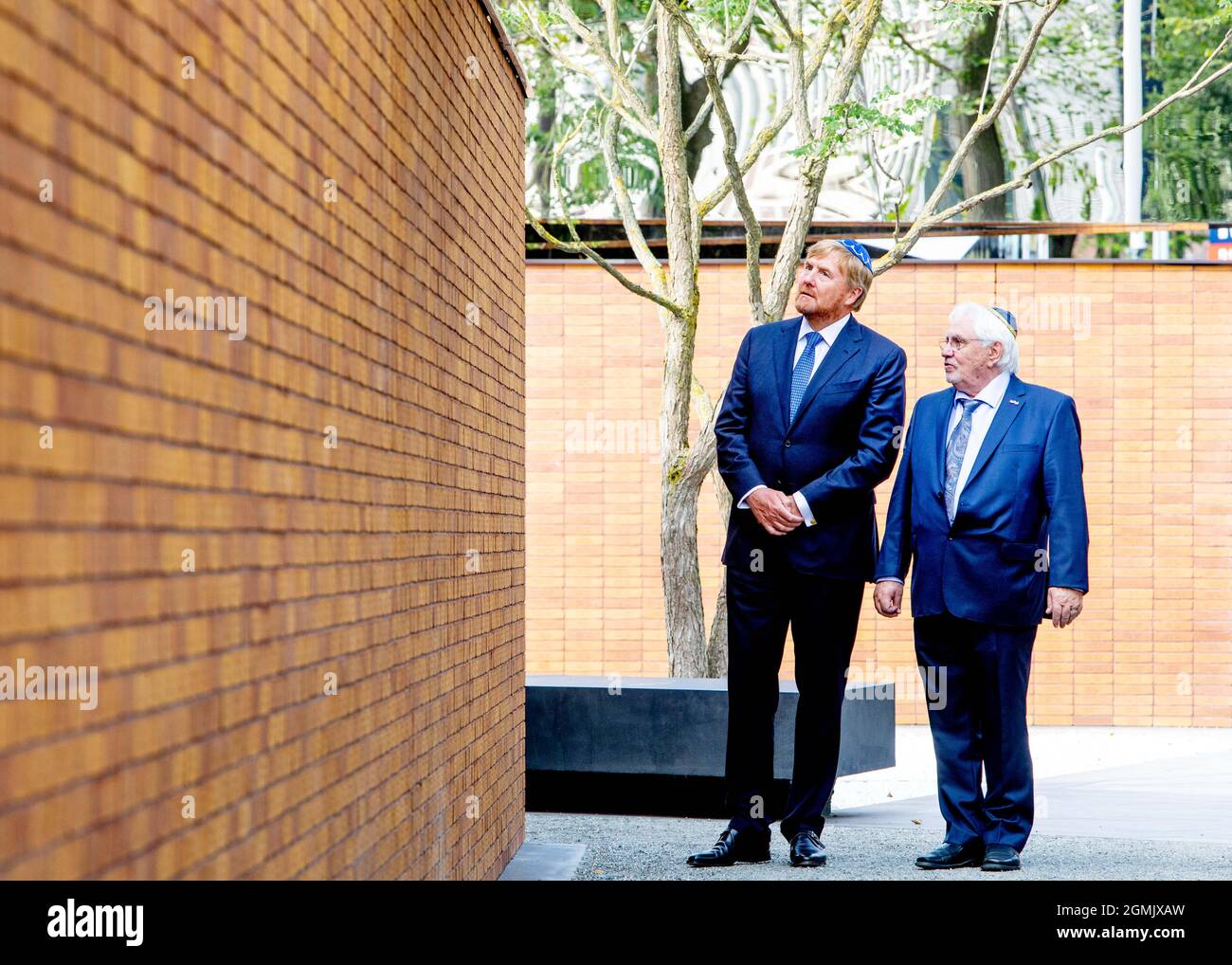 King Willem-Alexander of the Netherlands reveals National Holocaust ...