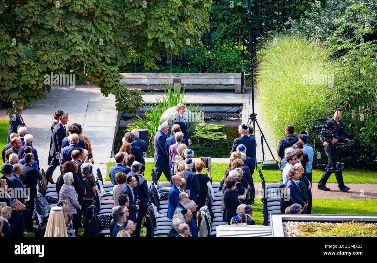 King Willem-Alexander of the Netherlands reveals National Holocaust ...