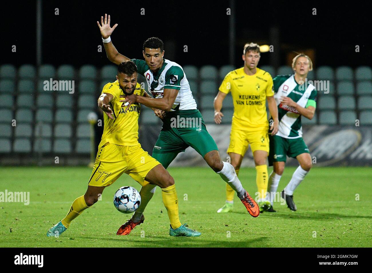 Tweede klasse hi-res stock photography and images - Alamy