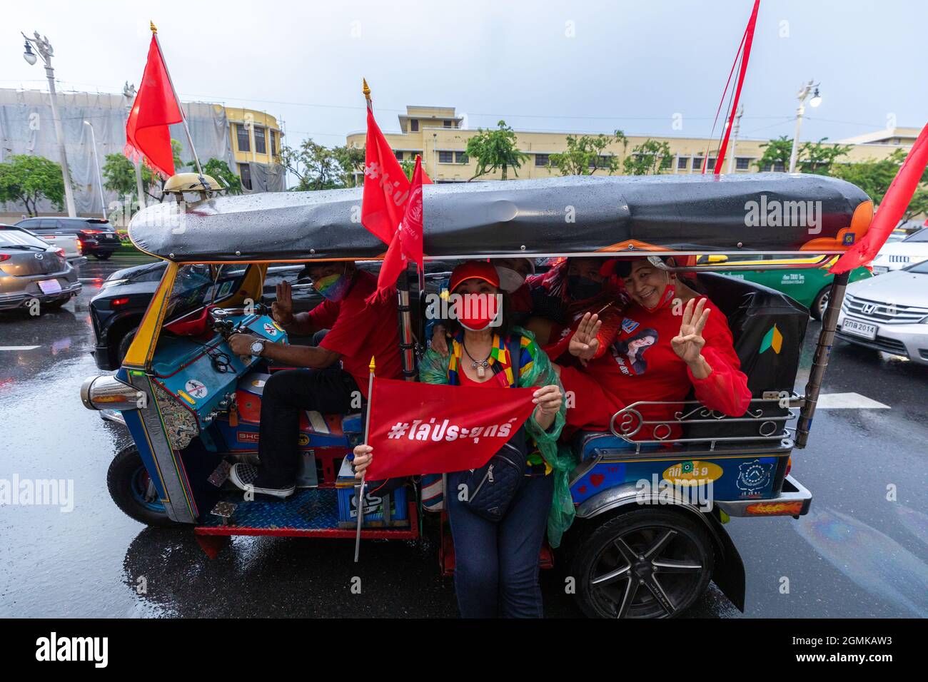 Auto rickshaw rally hi-res stock photography and images - Alamy