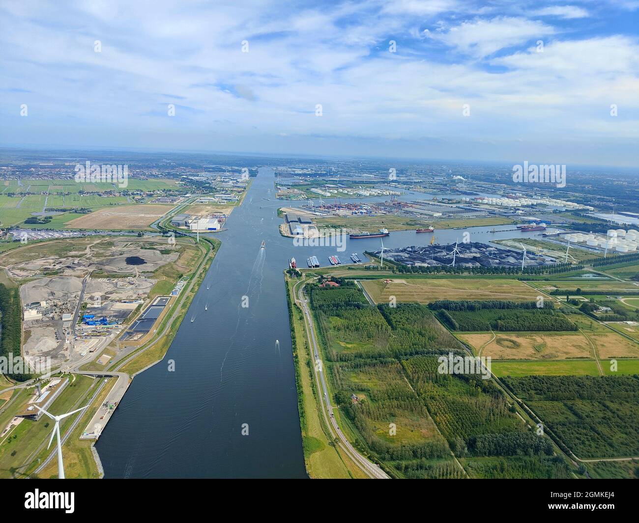 Netherlands dam aerial view hi-res stock photography and images - Alamy