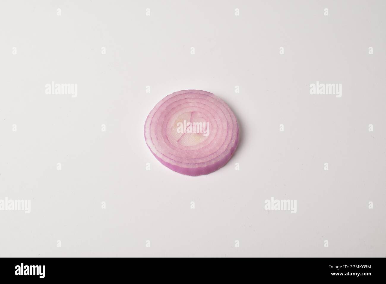 raw onion slice isolated on white background Stock Photo - Alamy